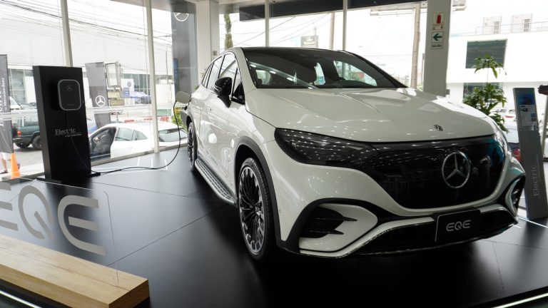 Mercedes-Benz presenta todo su portafolio de vehículos 100% eléctricos ...